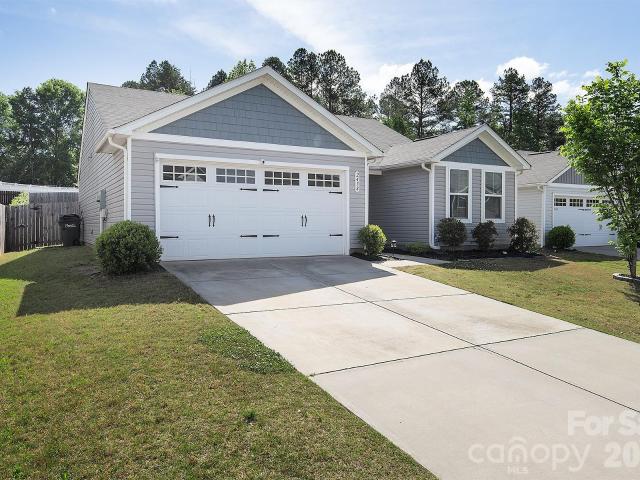 2458 Thorn Spring Lane SE