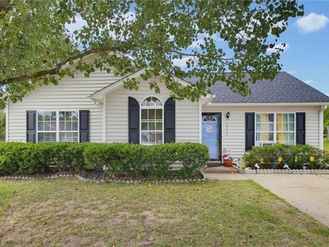 2459 Shadow Valley Rd, High Point, NC 27265