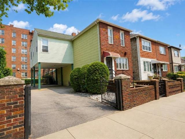 2459 West 2nd Street
