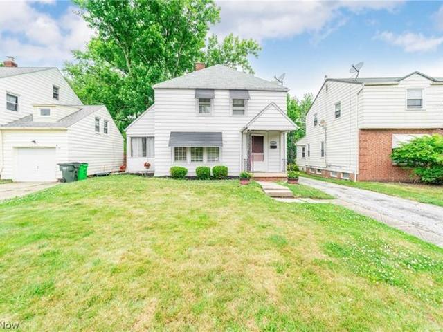 24501 Yosemite Dr, Euclid, OH 44117