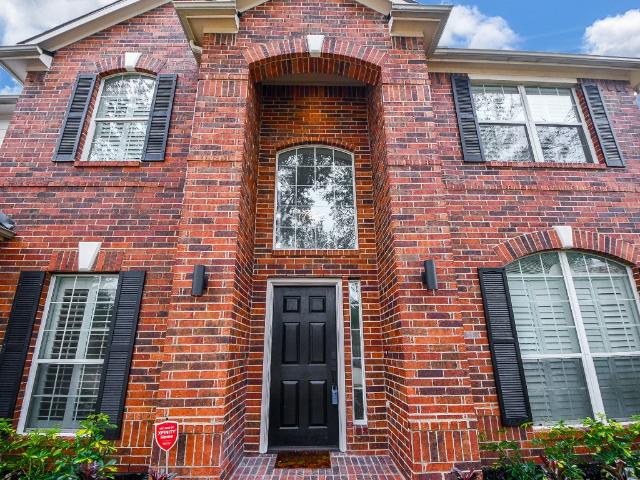 24507 Falcon Talon Court