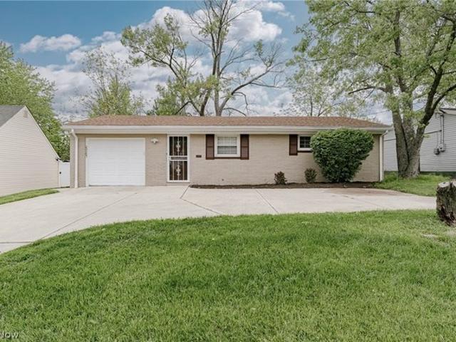 24505 Emery Rd, Warrensville Heights, OH 44128
