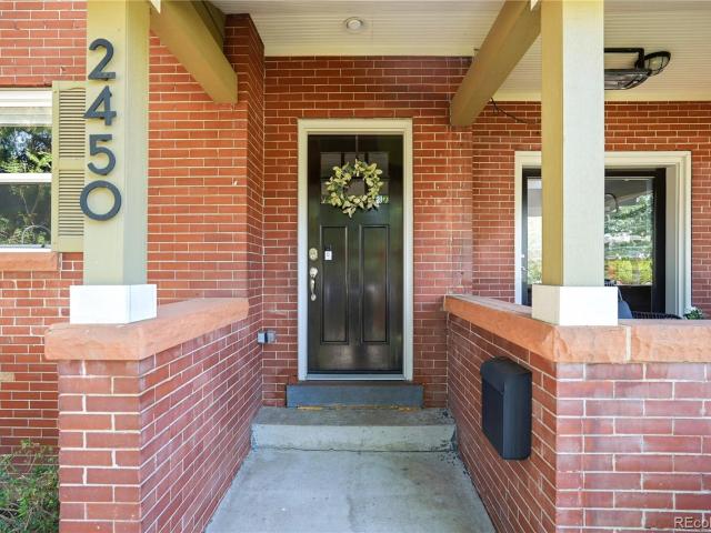 2450 N Vine Street