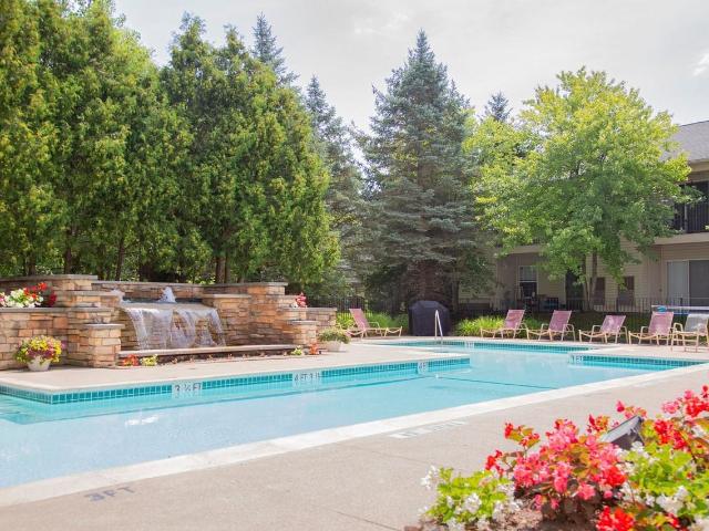 2450 Norfolk 2 Bedroom Apartment for Rent at 2450 Norfolk, Rochester Hills, MI 48309