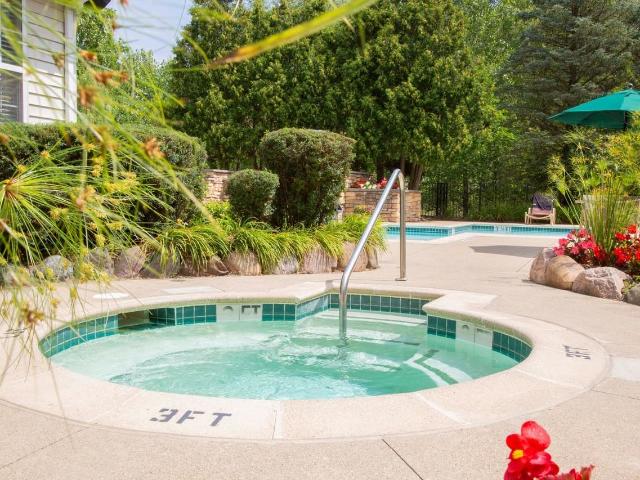 2450 Norfolk 2 Bedroom Apartment for Rent at 2450 Norfolk, Rochester Hills, MI 48309