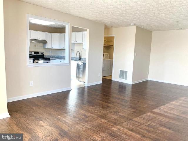 2450 Apple Blossom Lane # 301