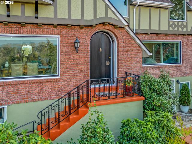 2450 birch ln