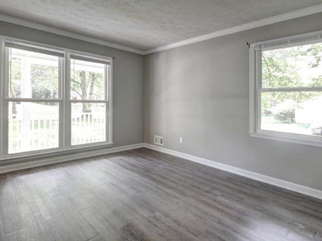 2450 Horseshoe Bend Road SW