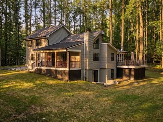 2450 Symphony Ln, Huntingtown, MD 20639