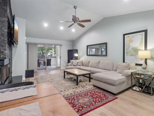 2450 Wickersham Ln # 302