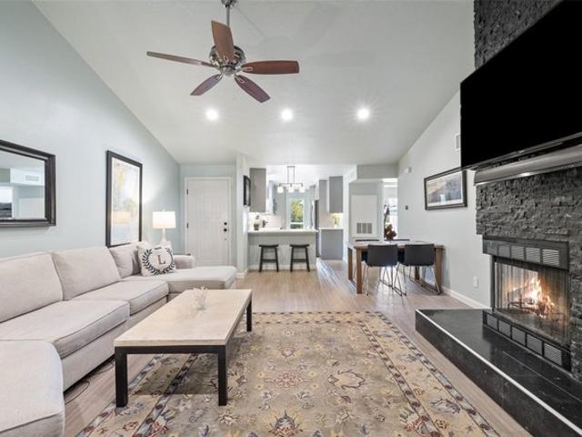 2450 Wickersham Ln Apt 302, Austin, TX 78741