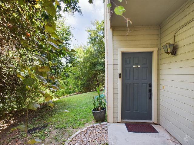 2450 Wickersham Ln, Unit 501, Austin, TX 78741 | MLS #1540
