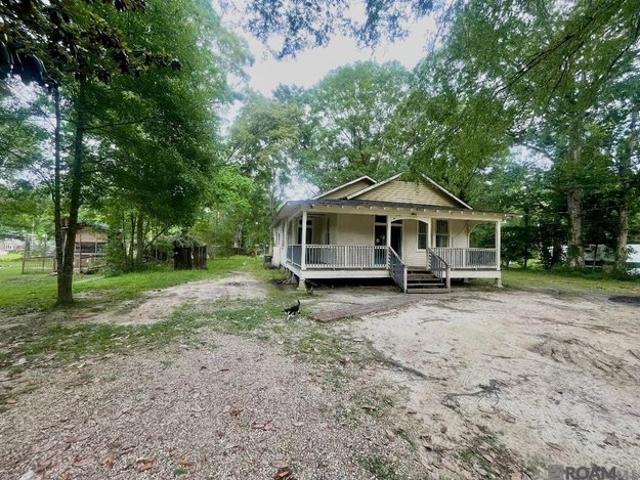 24516 Larry Dr, Denham Springs, LA 70726