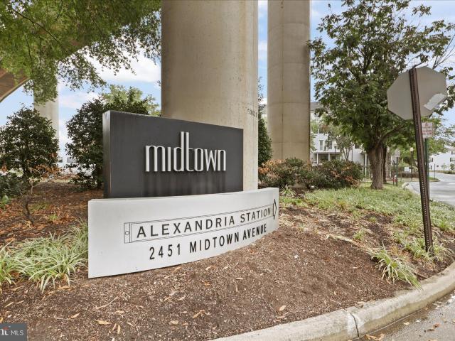 2451 Midtown Ave, Unit 819, Alexandria, VA 22303 | MLS #VAFX2293 | Compass