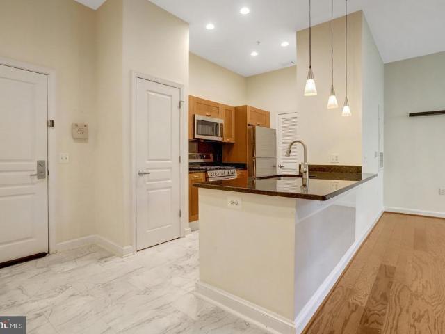 2451 Midtown Avenue # 104