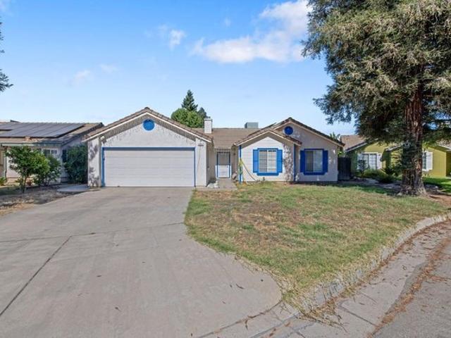 2451 N El Capitan Ave, Fresno, CA 93722