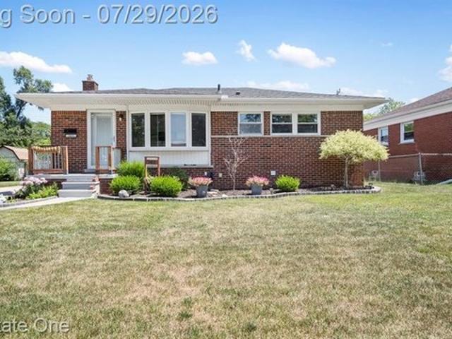 2451 Grange Rd, Trenton, MI 48183