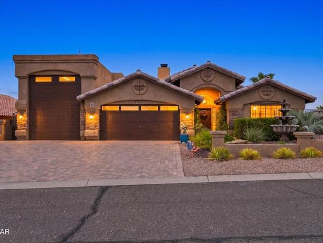 2451 Jacob Row, Lake Havasu City, AZ 86404