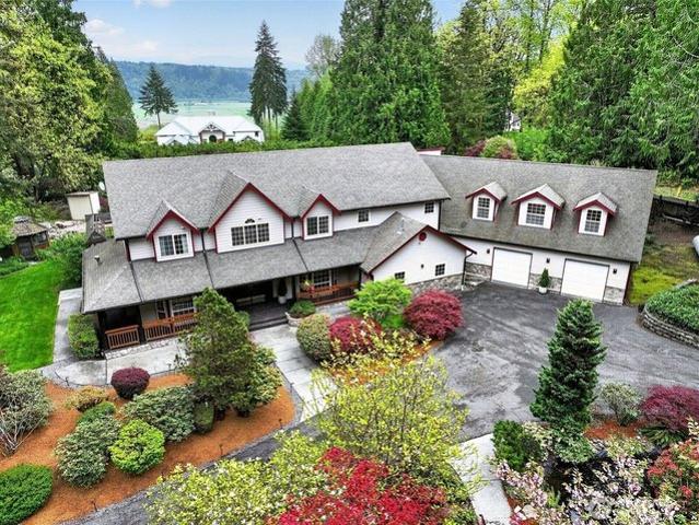 24520 NE 196th St, Woodinville, WA 98077