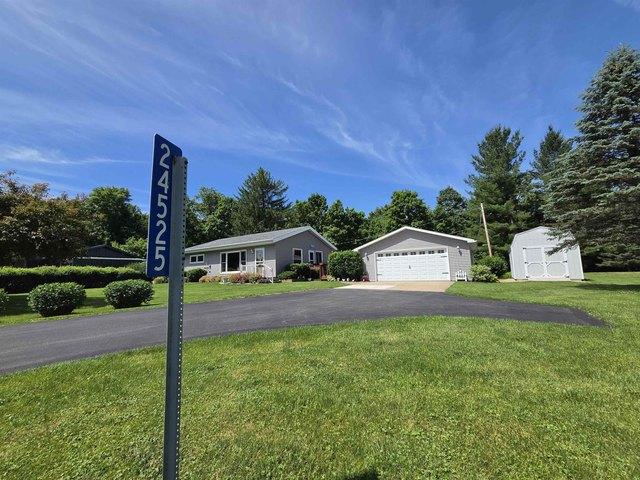 24525 Cty Highway Rc, Richland Center, WI 53581