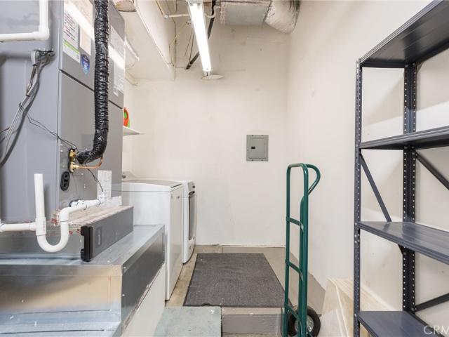 24529 Calvert St, Woodland Hills, CA 91367 | MLS #SR26081