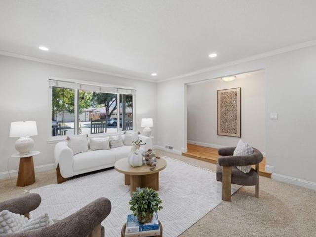 2452 Crestline Rd, Pleasanton, CA 94566