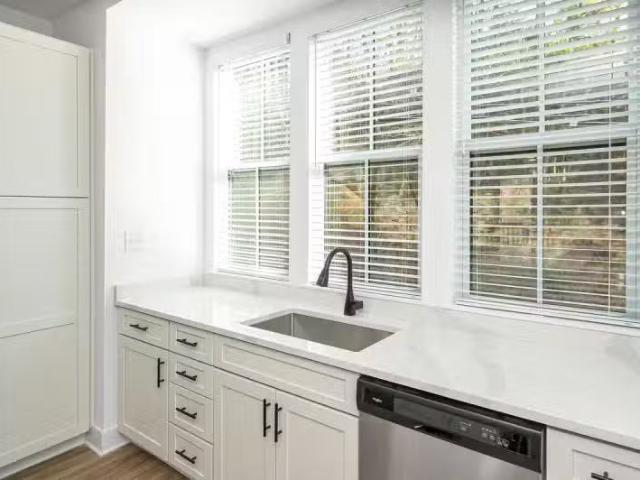 2452 18TH STREET, 2452, HOMEWOOD, AL 35209