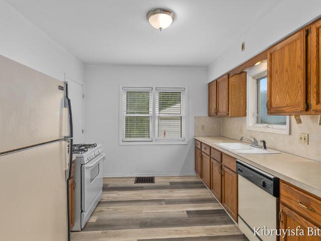 2453 Byron Center Avenue