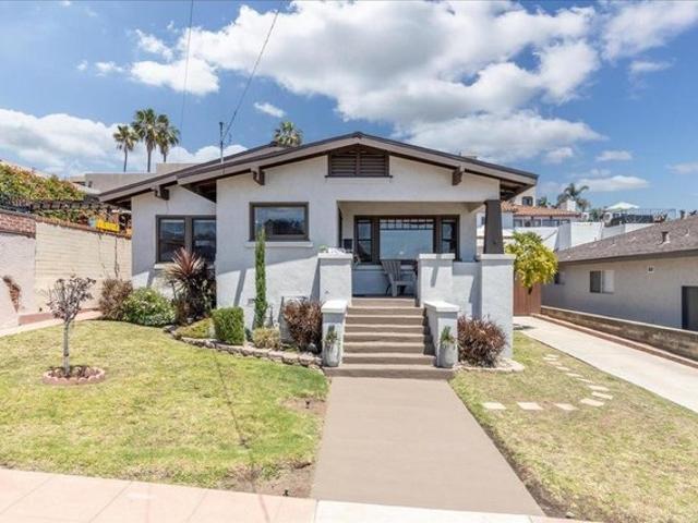 2453 Curlew St, San Diego, CA 92101