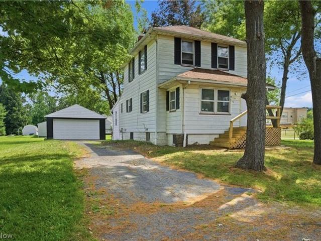 2453 Eddie St, Youngstown, OH 44509