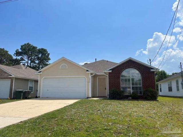 2453 Gulf Breeze Ave, Pensacola, FL 32507
