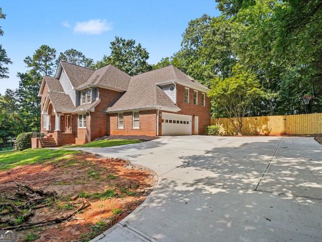2453 Lost Valley Trail SE