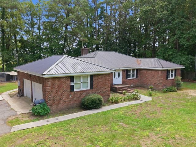 2453 Pennant Drive
