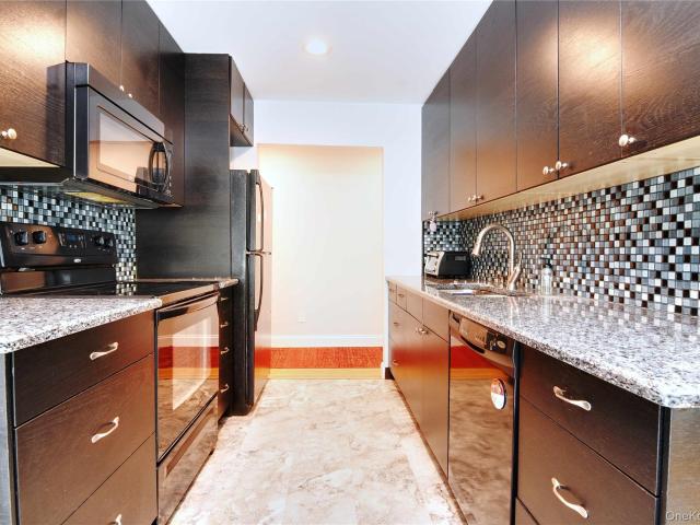 2453 Union Boulevard 39B