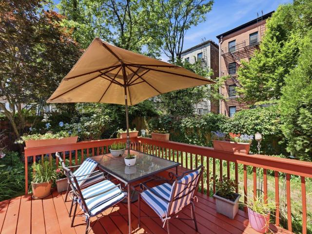 245 3Rd St # 1