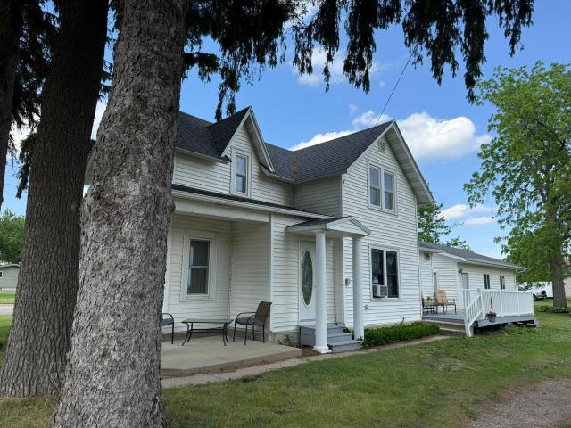 245 5th Avenue NE