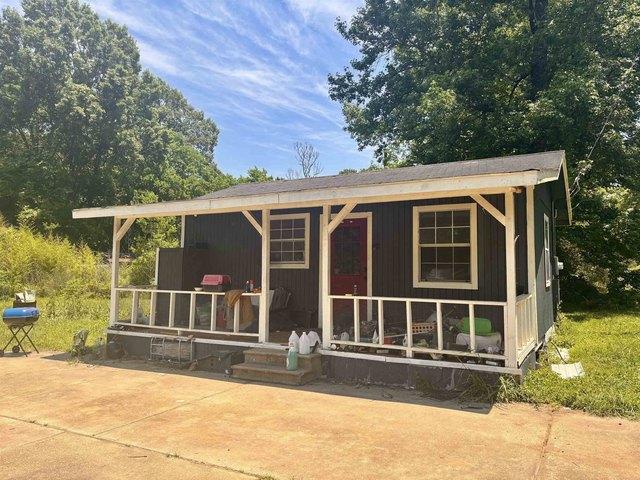 245 County Road 4090, Woodville, TX 75979