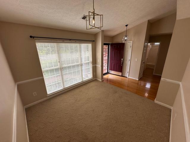 245 Cobblestone Lndg