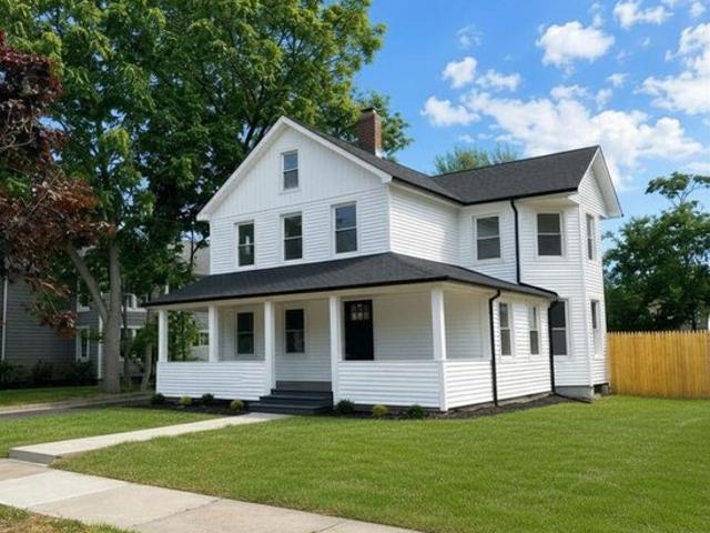 245 Cedar Ave, Patchogue, NY 11772