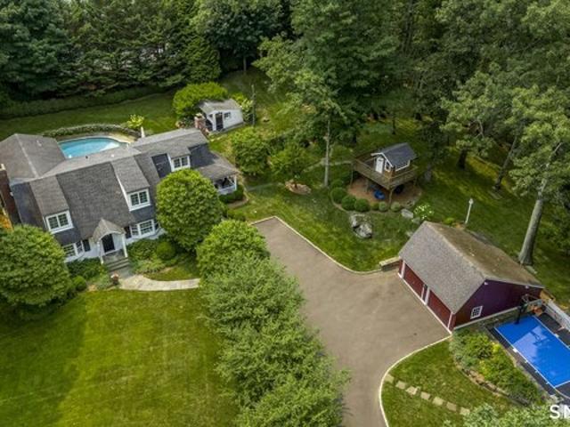 245 Cedar Rd, Fairfield, CT 06890