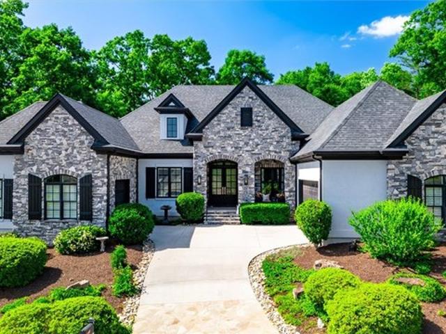 245 Abenaki Way, Piedmont, SC 29673