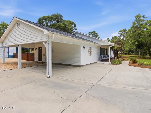 245 Barrington Ridge