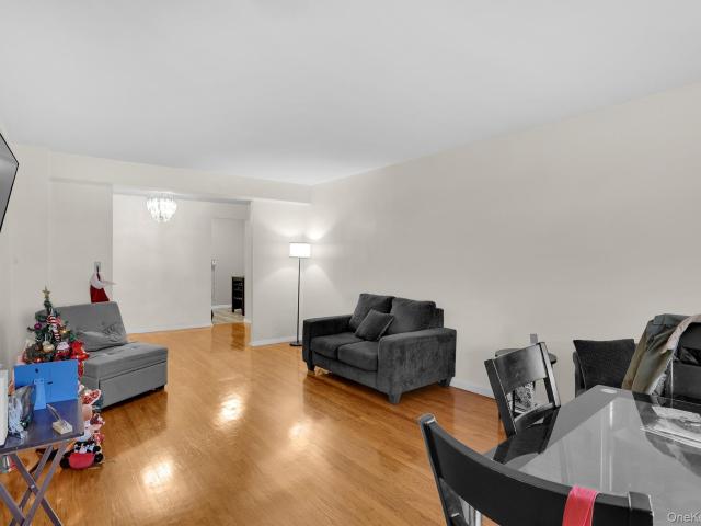 245 Bronx River Rd, Unit 7C, Yonkers, NY 10704 | MLS #942719