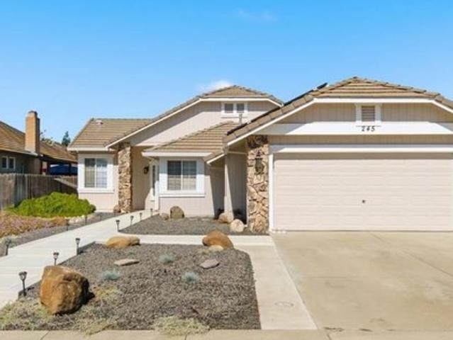 245 Douma Way, Ripon, CA 95366