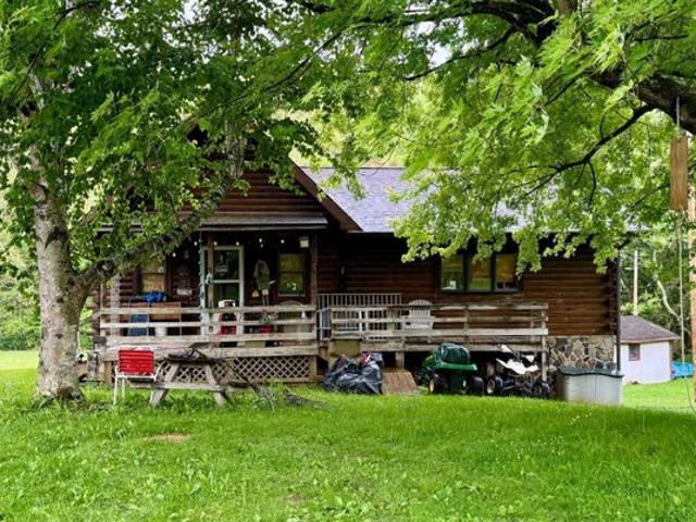 245 Days Run Rd, Fairview, WV 26570