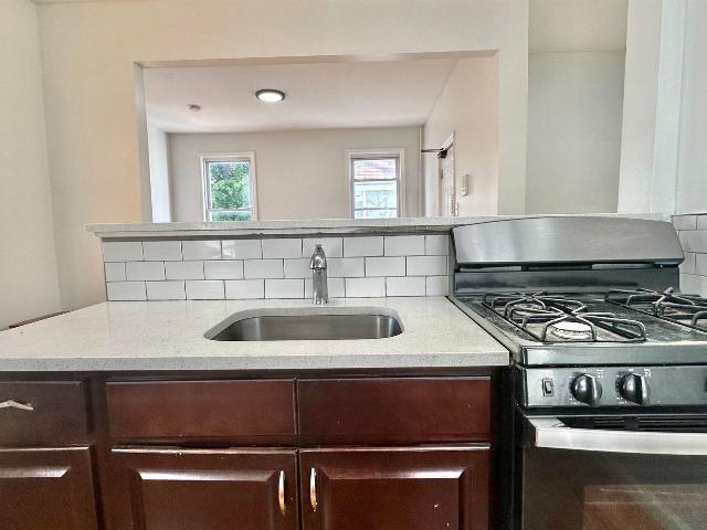 245 Duncan Ave 4, Jersey City, NJ