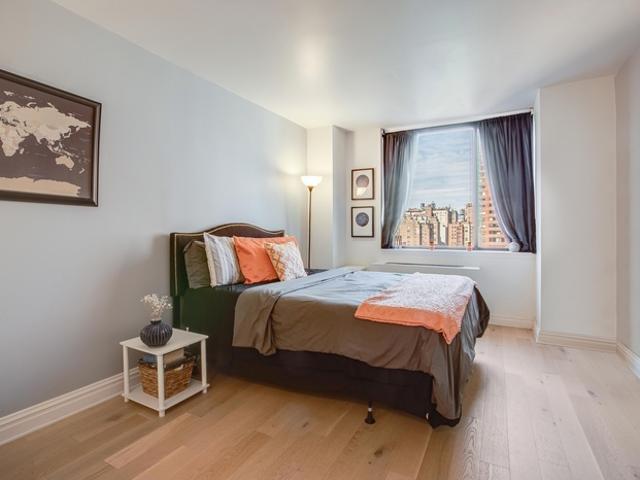 245 E 93RD Street 25F