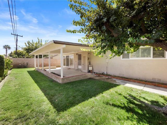 245 E Hoover