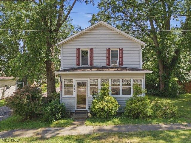 245 E Robinson St, Shreve, OH 44676