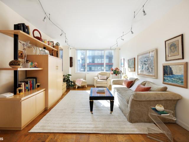 245 East 54th Street, New York, NY